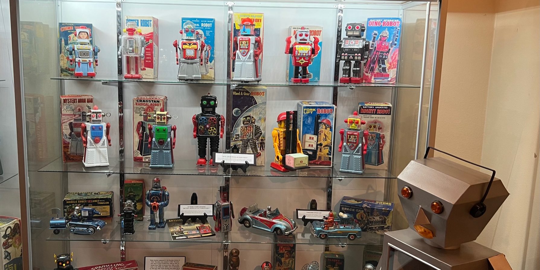 DFW Elite Toy Museum Announces a New Special Exhibit, “Robots and Space ...